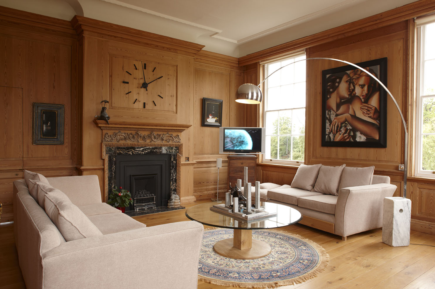 Custom AV Install For Home, Retail & Corporate - TMTV